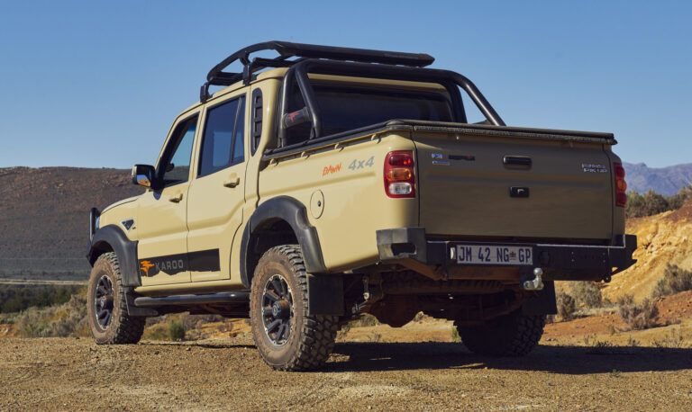 South African-exclusive Mahindra Pik Up range launched – TopAuto