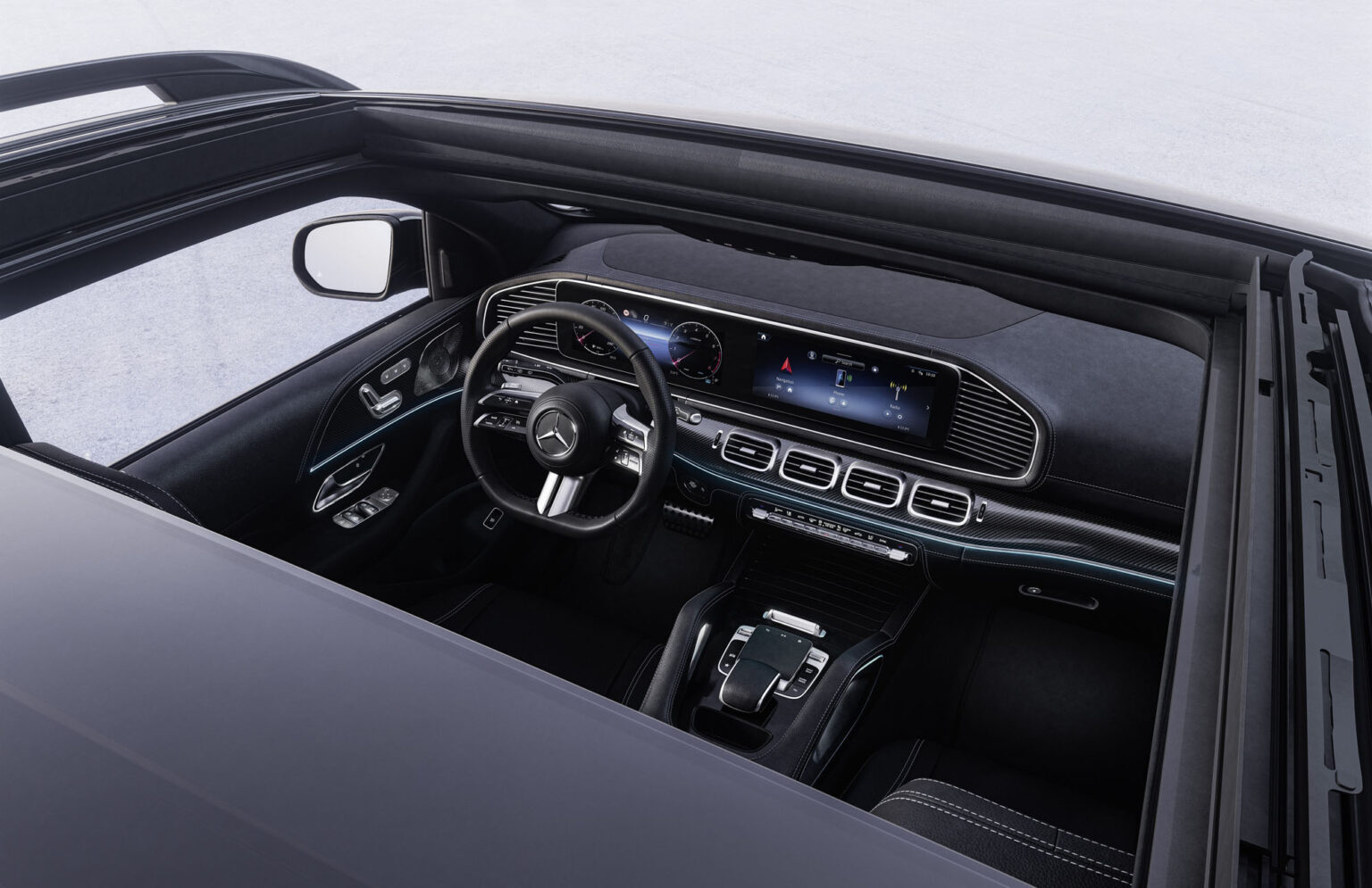 Mercedes-Benz GLE updated with Maybach features and hybrid-only engines ...