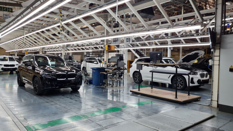 Inside the BMW factory in Pretoria – TopAuto