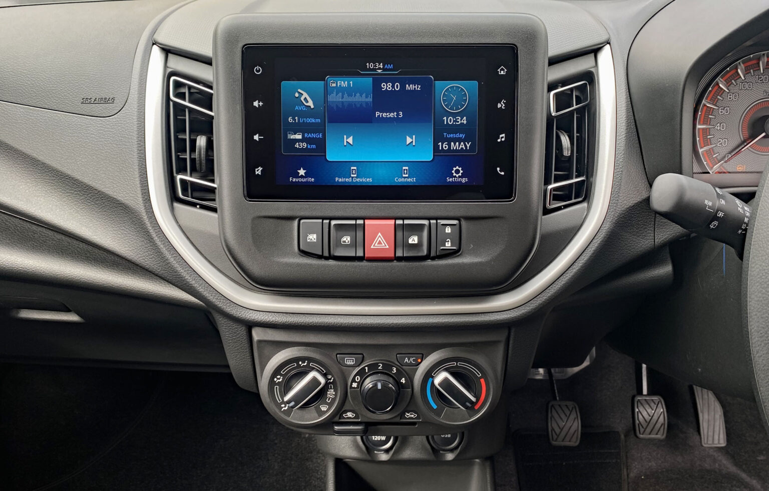 First drive in the new Toyota Vitz – TopAuto