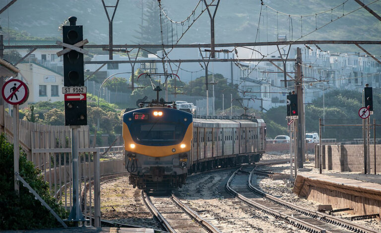 What’s stopping Cape Town’s trains dead in their tracks – TopAuto