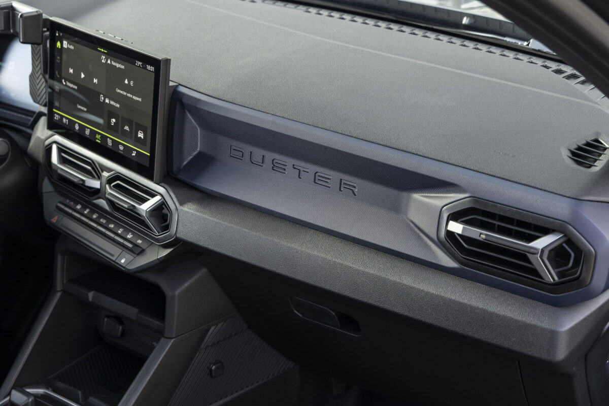 Next-generation Renault Duster revealed – Rugged redesign, hybrid ...