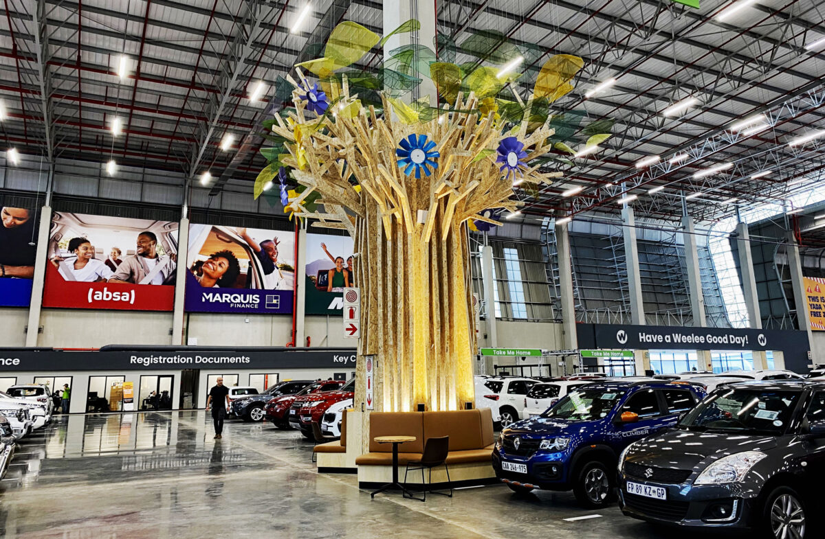 Inside the new Weelee Megastore taking on WeBuyCars – Facts and photos ...