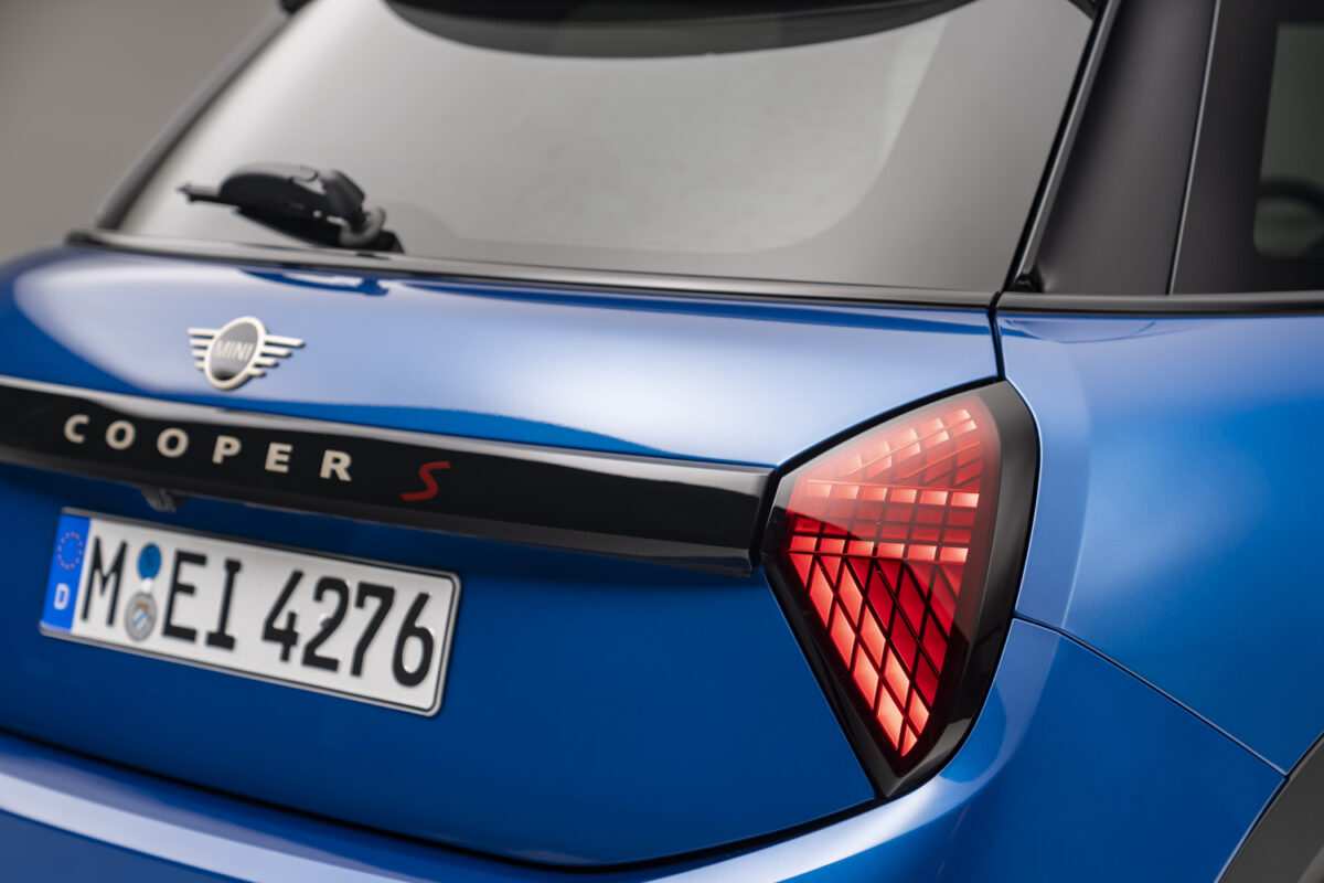 New Mini Cooper in South Africa – Pricing revealed – TopAuto
