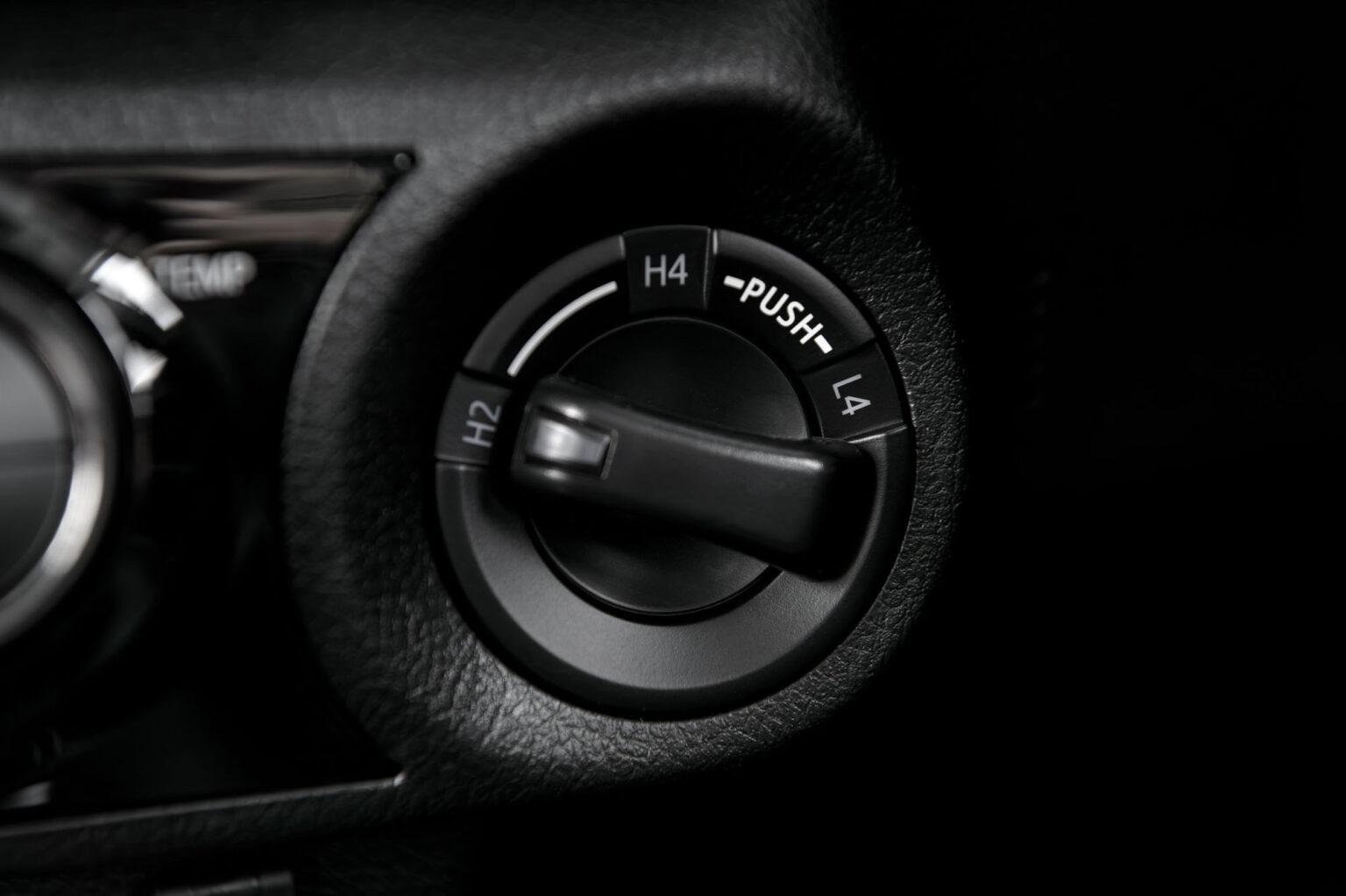 New mid-range Toyota Hilux officially launched in South Africa ...