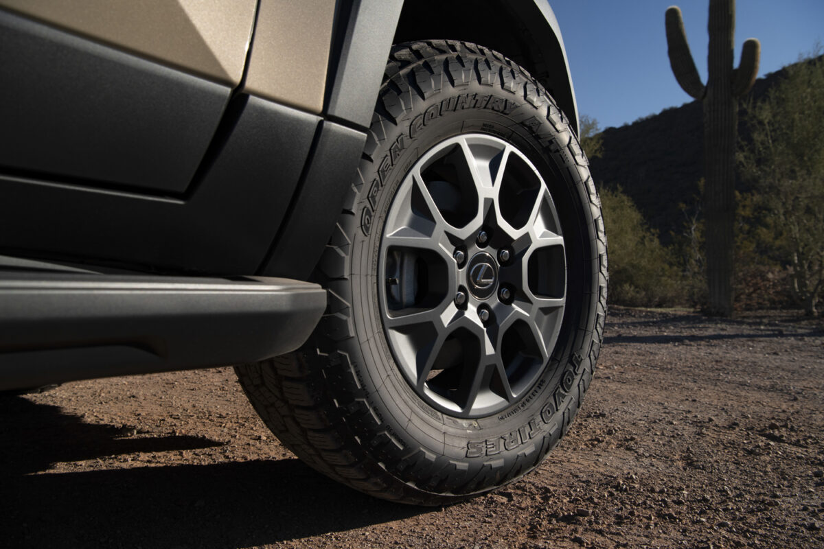 Prado-based Lexus GX – South African pricing and specifications ...