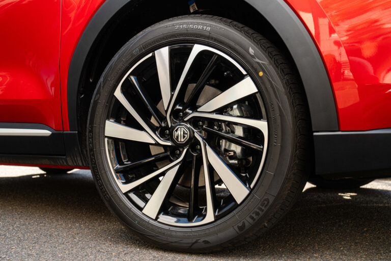 New MG ZS Pro launched in South Africa – Pricing and specifications ...