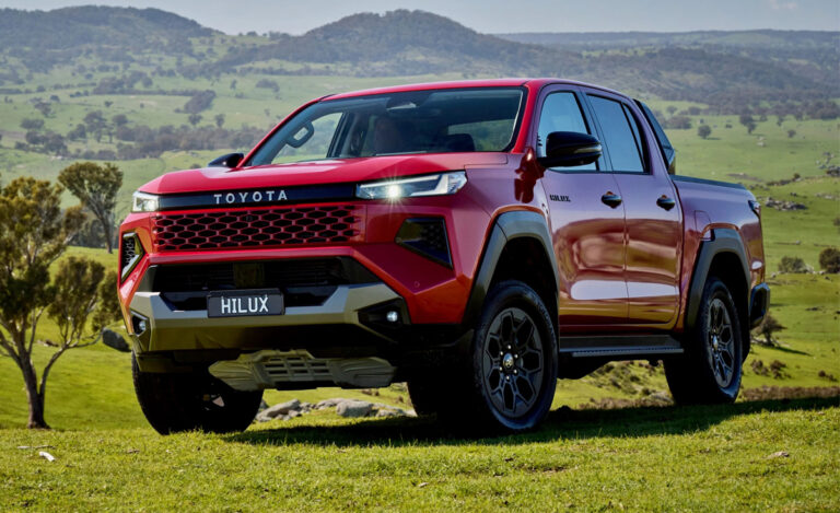 New Toyota Hilux officially revealed – TopAuto