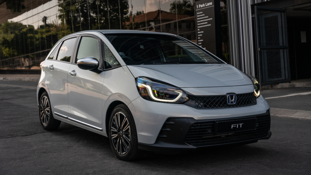 Honda FIT – The future of urban driving – TopAuto