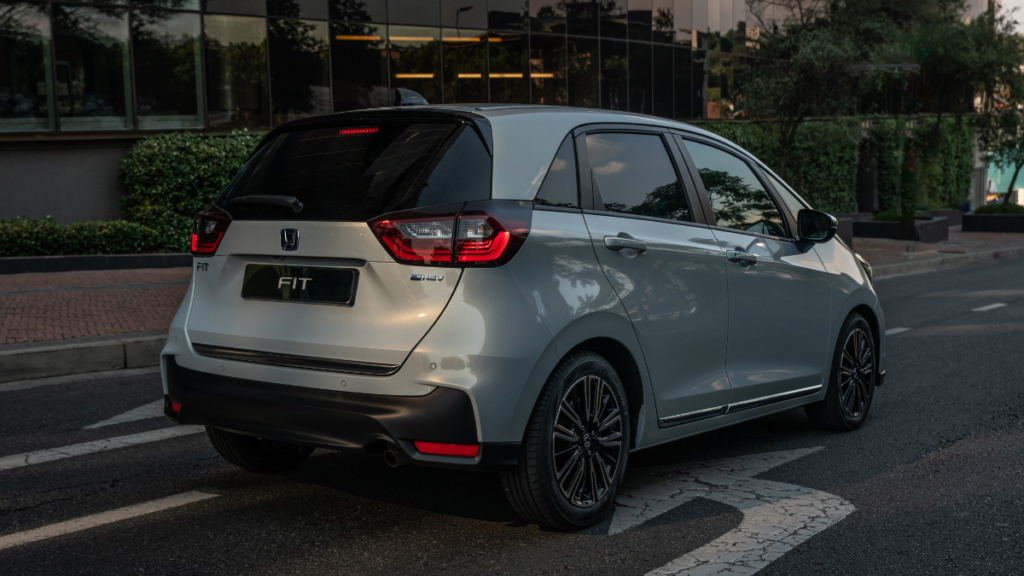 Honda FIT – The future of urban driving – TopAuto